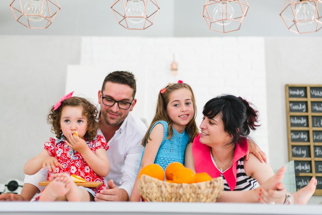22 Creative Family Photo Ideas | Photojaanic